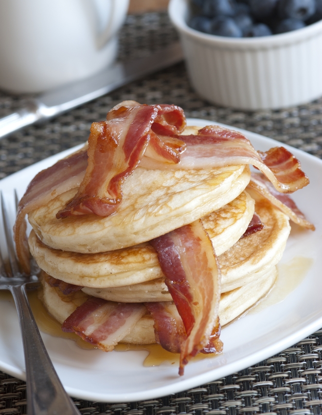 Pancakes with rashers and maple syrup | MummyPages.ie
