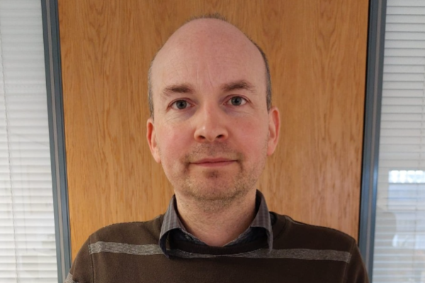 Solidarity shown to TD Paul Murphy after demonstrators protest...