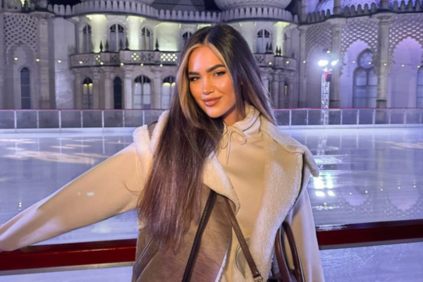 Love Island star Anna-May Robey reaches out to fans after...