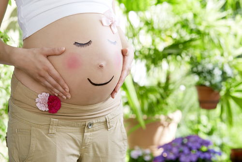 How to bond with your baby bump