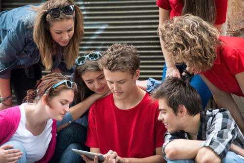 The pros and cons of social networking for teens