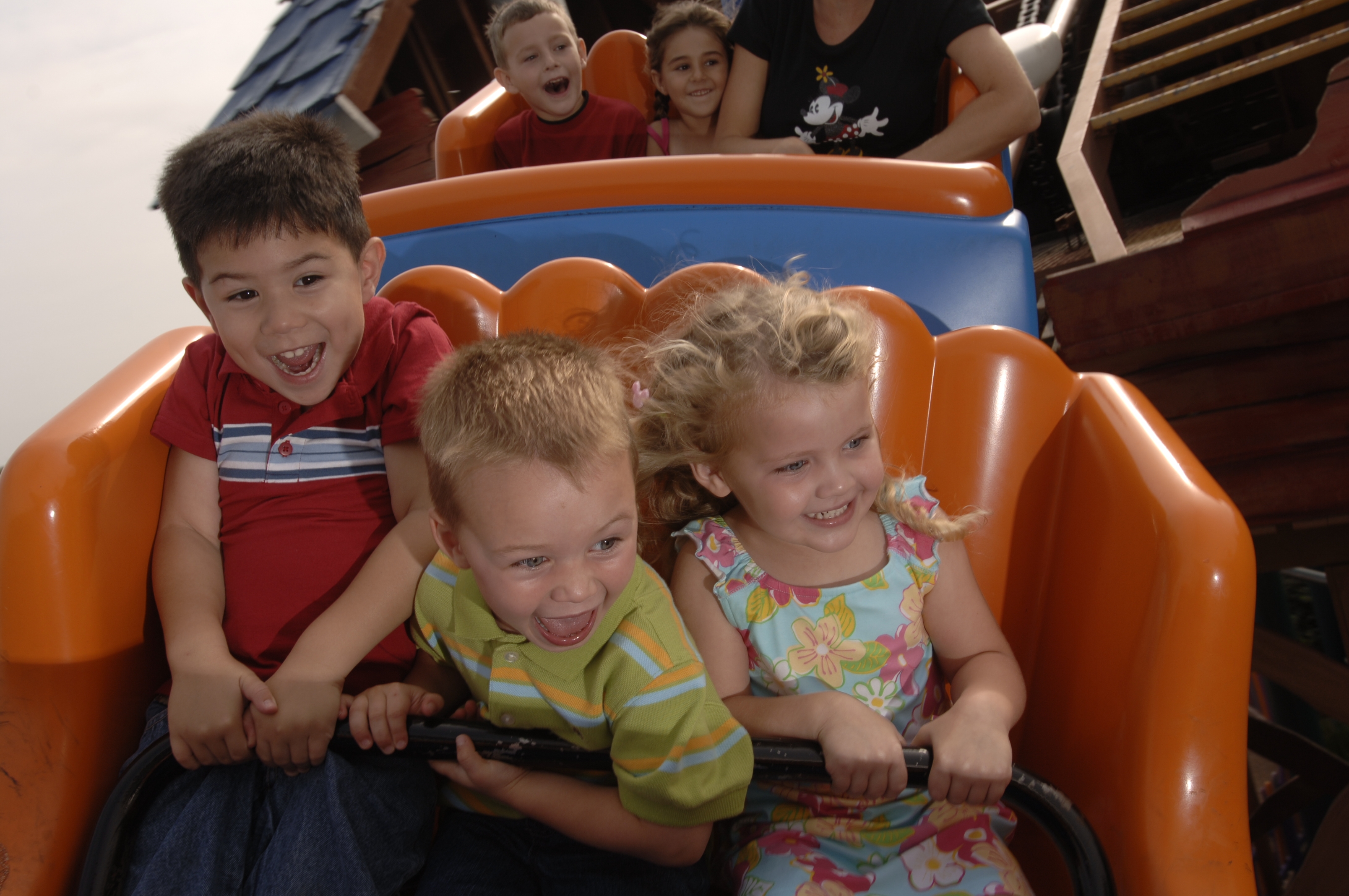 Top ten family theme parks in the UK