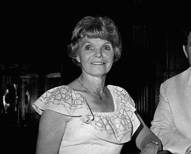 Dublin stage school pioneer Billie Barry passes away