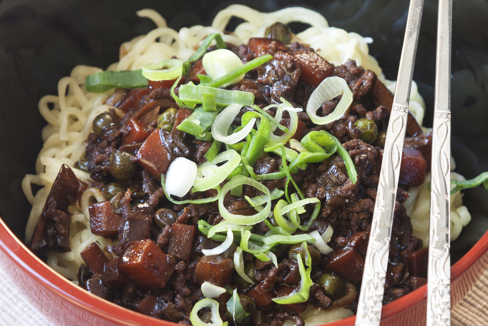 Pork with black bean and noodles | MummyPages.ie