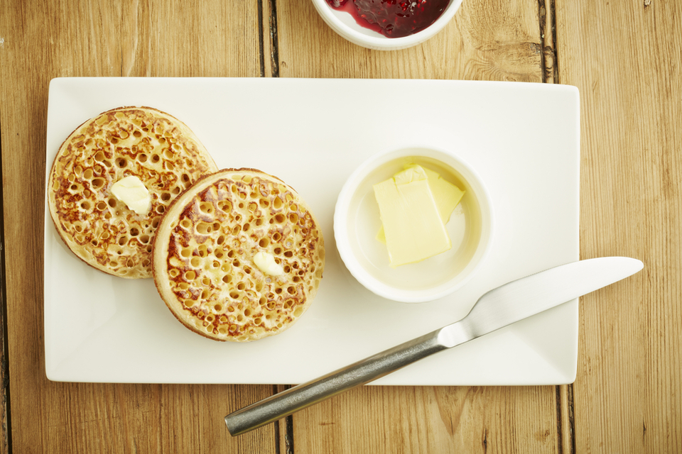 Homemade crumpets | MummyPages.ie
