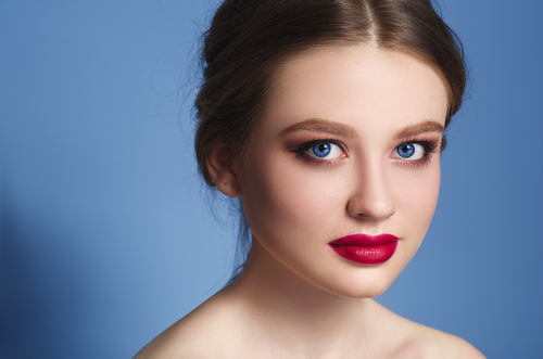 Get bigger eyes with these make-up tricks