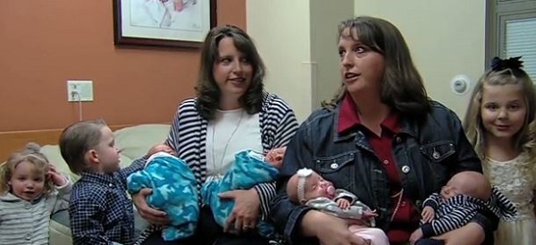 Identical twin sisters share their astonishing ‘miracle...