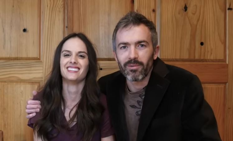 Travel for free? This nanny ad is IDEAL – you just need a few...